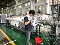 China PE PP Pvc Electrical Conduit Pipe Making Machine Fully Automatic Low Noise for sale