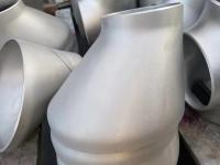 China Art. Nr. 26051 – Rohrbogen nach DIN 2605, Norm 3S, 45 Grad-Bogen in geschweißter oder nahtloser Ausführung lieferbar for sale