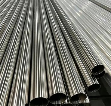 China PE Coated Heat Resistant Stainless Steel Pipe with High Tensile Strength and Customizable Length for High Temperature Applications for sale