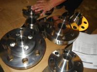 China Bevel End ANSI B16.25 Forged Process PN16 Raised Face Welding Neck Flange Weld Neck Flange for sale