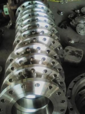 China Lightly Oiled Forged Steel Flanges with High Corrosion Resistance and RF Seal Face for Pipeline Connections for sale