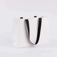 China Recyclable Flat Handle Paper Bag White / Black / Pink / Orange Shopping Gift Bag for sale