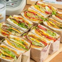 China Anti Stick Food Wrapping Paper Versatile Food Kraft Paper Eco Friendly for sale