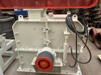 China PC800 Hammer Crusher 45kw 10-50 Ton Per Hour for Brick Factory Clay Shale Crushing for sale