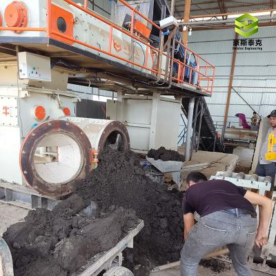 China Fully Automatic Double Stage Vacuum Extruder To Extrude The Raw Materials Into Mud Strips Offering Stable Conveying for sale