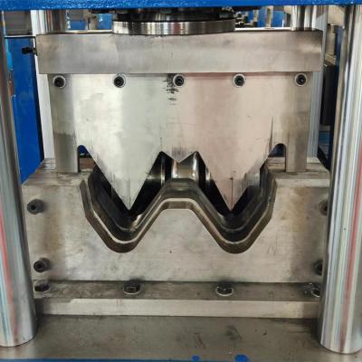 China PLC Highway Guardrail Forming Machine 80mm Roller Diameter for sale