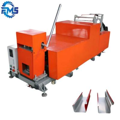 China Aluminum Rain Drain Water Gutter Roll Forming Machine For Metal for sale