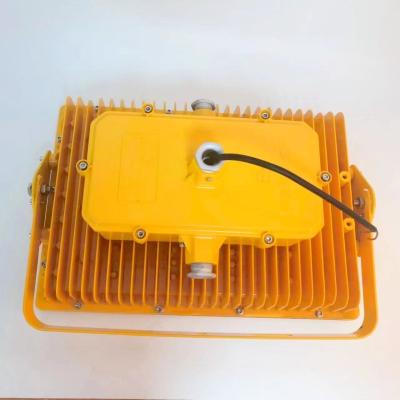 China 120lm W Explosion Proof Led Flood Lights Platform Gas Industry Hazardous Led Lighting for sale
