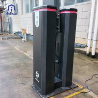 China Heavy Duty Boom Barrier With Dual Motor No Direction Adjustment Automatic Signal Light for sale