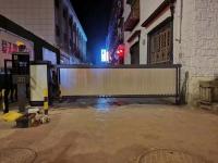 China Economical Straight Arm Folding 1.5s Vehicle Barrier Gate Parking Management for sale
