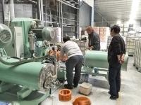 China ZM200-E 200 Liters Wet Grinding Mill with 75-90 kW Drive and 500 RPM for Paints, Inks, Pigments for sale