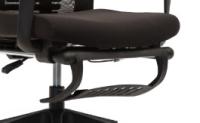 China TUV Lumbar Support Black Mesh Staff Chair High Back With Footrest for sale