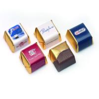 China PLC Servo Touch Screen Controlled Tablet Wrapping Machine 200-260 Pics Min for Chocolate Confectionery for sale