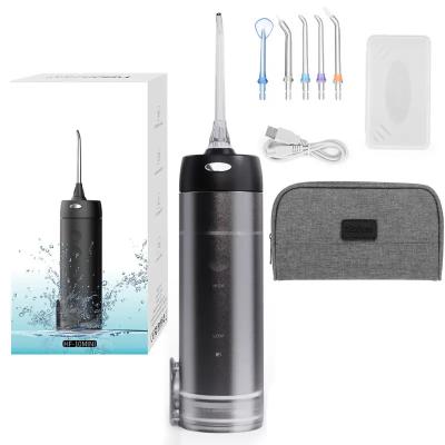 China IPX7 USB-C Rechargeable Water Flosser Oral Irrigator 200ML 5 Nozzles 5 Modes for sale