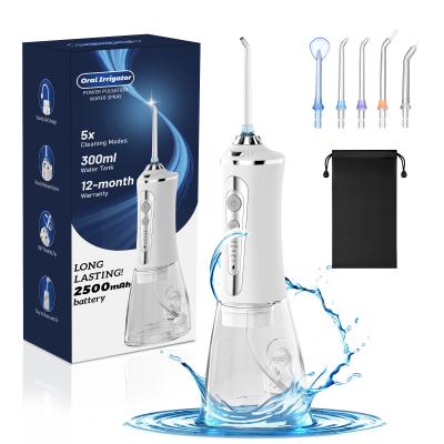 China Type C Charging Cordless Water Flosser with 300ML Tank and 40-110PSI Adjustable Pressure for Professional Oral Care for sale