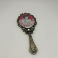 China Magnet small size folding cosmetic mirror made of zinc alloy with customizable plating colors and OEM options suitable for gifts for sale