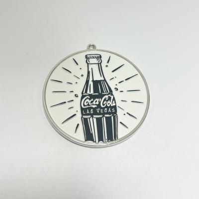 China Zinc alloy material die casting metal keychains,Custom Coca Cola metal keyrings for gifts for sale