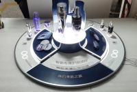 China Lightweight Acrylic POS Display and Countertop Display Stand with Easy to Assemble Design and Customizable Dimensions for sale