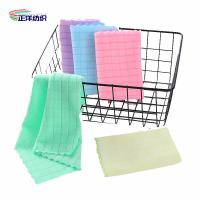 China 500gsm Car Cleaning Rags Plaid Style 40x40cm All Season Microfiber Weft Cloth Car Wiping Towels for sale