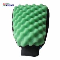 China 24x18cm Polyurethane Sponge Bumpy Surface Multi Color Microfiber Dusting Gloves for sale