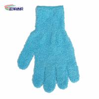 China 15x25cm Soft Fluffy Microfiber Finger Flove Colorful Car Washing Mitt Glove for sale