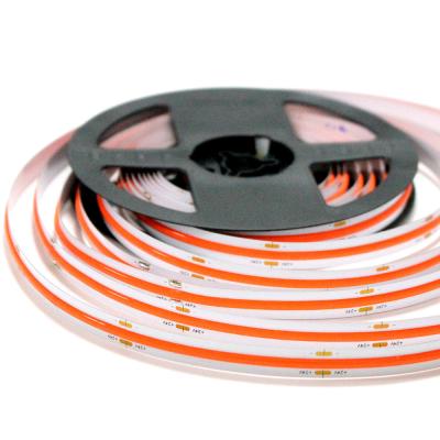 China DC24V Flexible COB LED Strip Super Uniform 8W 8mm 480S For Architecture for sale