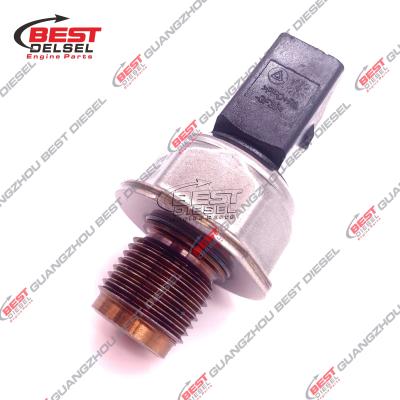 China Common Rail Fuel Pressure Sensor 55PP30-01 9307Z528A 1215691369 For H-yundai I20 I30 1.4 Chevrolet Cruze Kia for sale