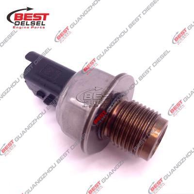 China High quality Common Fuel Rail Pressure Sensor 55PP61-01 28389852 55PP32-01 21634021 for sale