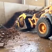 China 8-40 Ton Adaptor Excavator Hydraulic Screening Bucket with 3.6m3 Bucket Capacity for sale