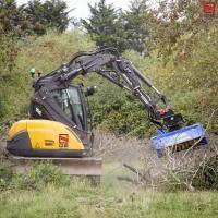China Tractor Hydraulic Verge Mulcher Light Side Flail Mowers for Construction Works 400 kg for sale
