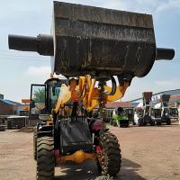 China Motor Torque 1331-1368N.M Mixing For Mini Skid Steer Buckets Loader Concrete Mixing for sale