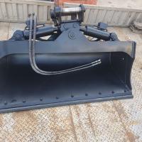 China Max Jaw Opening of 2200mm Excavator Tilt Bucket QH12 for Hydraulic Cleaning and Tilting for sale