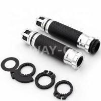 China Universal CNC Racing Bike Motorcycle Modified Parts Rubber Handlebar Grips for sale
