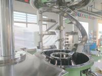 China 380V Vacuum Mixer Homogenizer Paste Mixing Tank Body Lotion And Cream Making Machines for sale