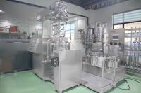 China 100L Cosmetic Cream Homogenize Mixer Hydraulic Lifting Vacuum Emulsifying Mixer for sale