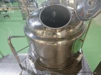 China 380V Body Lotion Making Machine Face Cream Vacuum Homogenizing Emulsifier Ointment Mixing Tank for sale