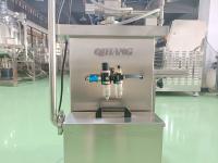 China Vertical Heating Cosmetic Filling Machine Practical Constant Temperature Cream Filling Equipment for sale