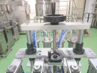 China Pneumatic Cologne Perfume Vial Bottle Filling Machine Easy To Operate for sale