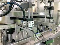 China Automatic Tracking Filling Machine Filling And Packaging Solutions For Cosmetic Products for sale