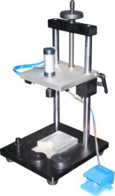 China Single Automatic Cosmetic Packaging Machine PLC Interface Controlled Stable for sale