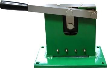China Closed Protection Shell Cosmetic Packaging Machine Alloy Material Durable for sale