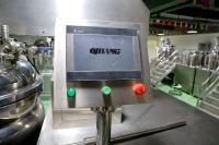 China 380V Cosmetic Making Machine Vacuum Emulsifier Easy To Clean for sale