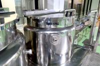 China 50HZ Lotion Making Machine Cosmetics Production Line Vacuum Emulsifier for sale