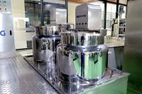 China Wear Resistant Cosmetic Making Equipment 5.5KW 200L for sale