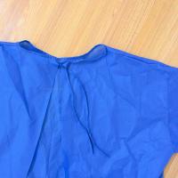 China Blue SMS PP PE Disposable Gown Waterproof AAMI Level 1 2 3 4 Dental Isolation Gown for sale