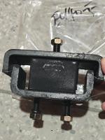 China 12305-E0140 12305-EW011 12305-E0080  S1203-12532  Engine damping rubber FOR HINO 500 for sale