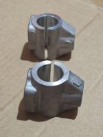 China 13951-E0030 S1395-11080 13951-1080 Valve rocker arm shaft bracket FOR HINO J08C/J08E for sale