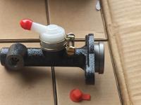 China 31401-36060 Clutch master cylinder assembly FOR HINO300 for sale