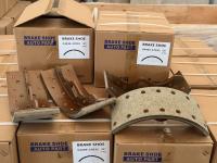 China 04495-37032 Brake pad assembly FOR HINO 300 for sale