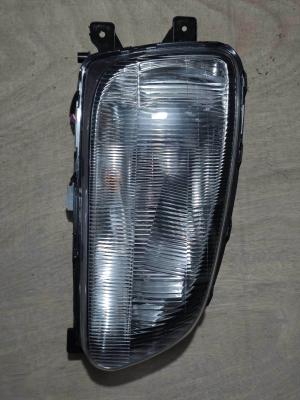 China 81110-3840 81110-E0100 81110-E0101 81110-E0103 LAMP FOR HINO 700 for sale